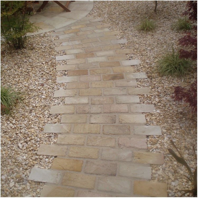 Mint Riven Sandstone Setts - 6.1m2 Pack, 100x100x40-70mm